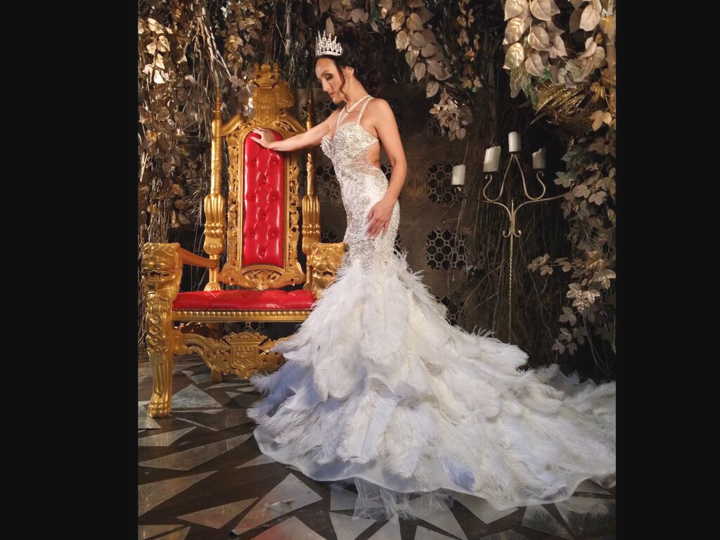 EdenVictoria girl Model on Jas.St